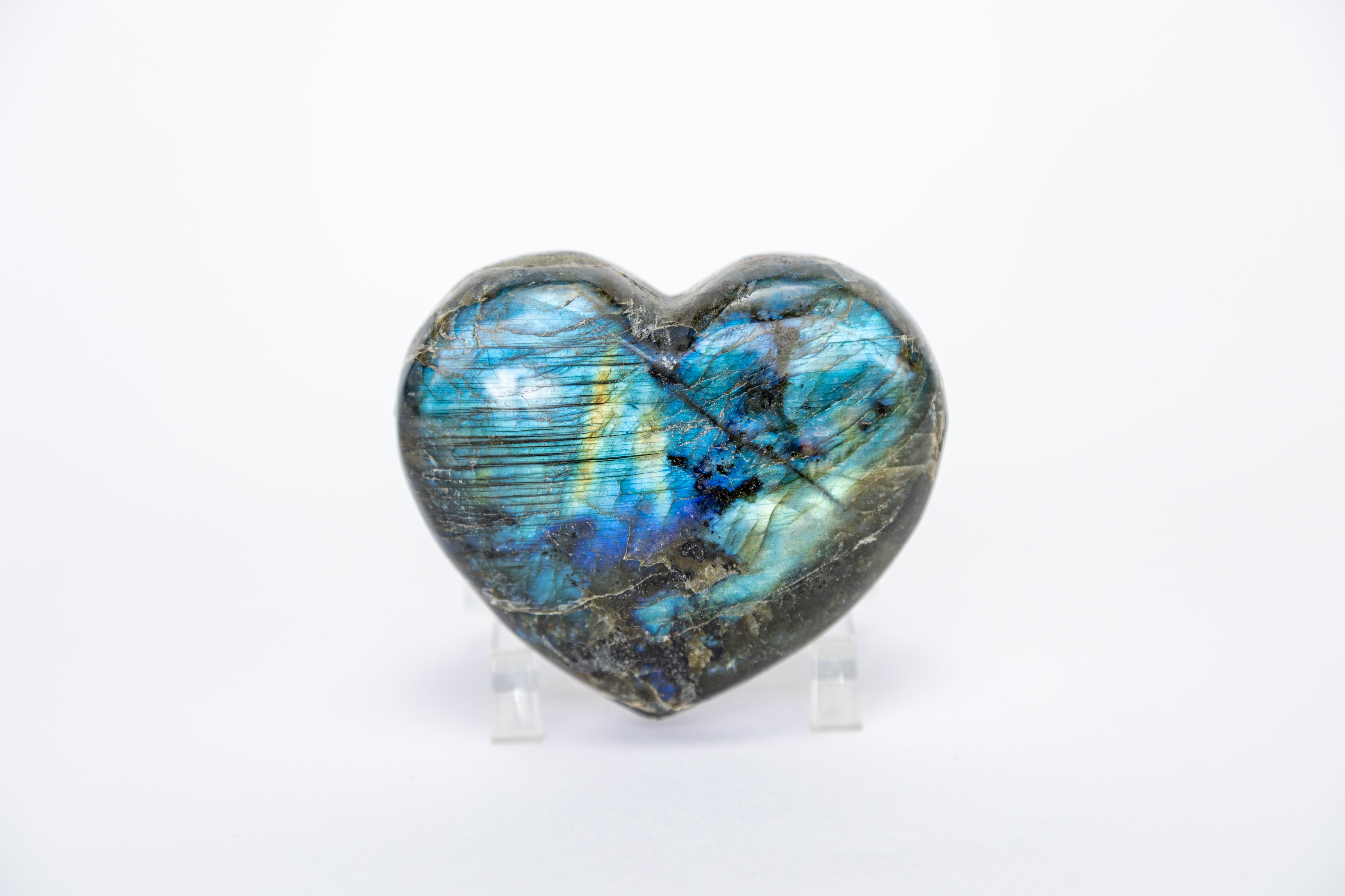 Guide to Labradorite – Tranquil Wellbeing