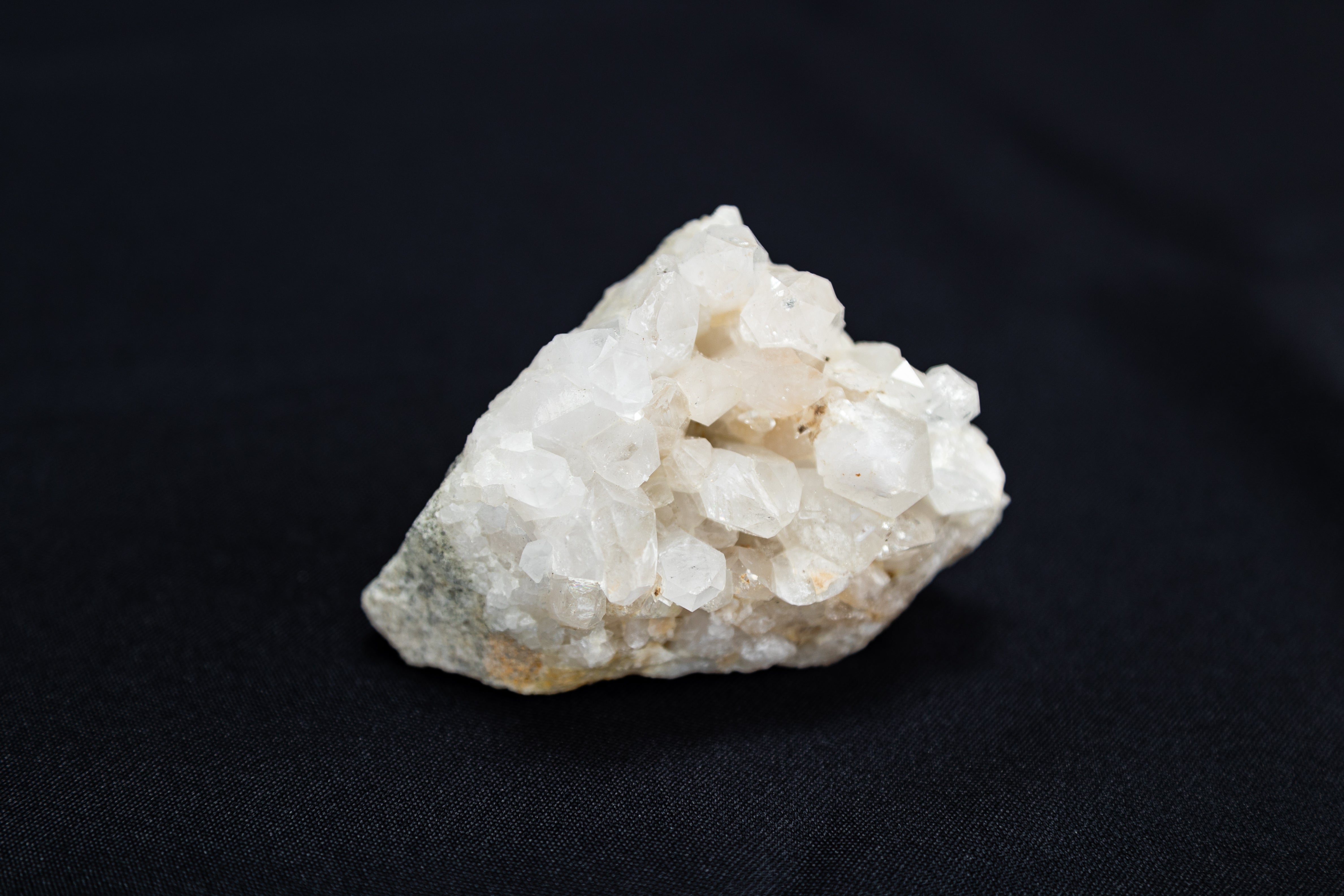 The Best Guide to Clear Quartz | Benefits & Uses – Tranquil Wellbeing